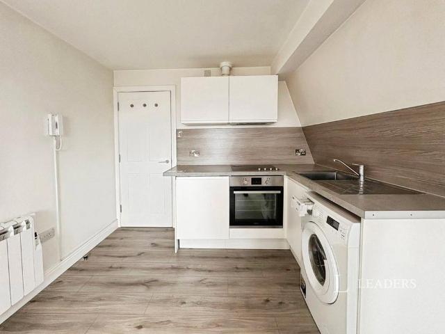 Studio to rent