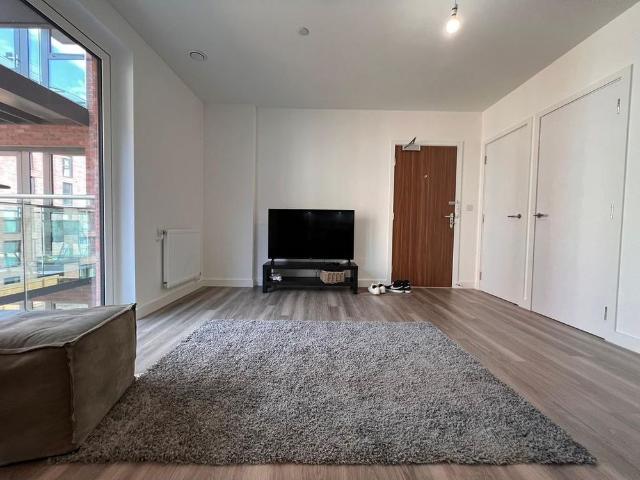 Studio to rent