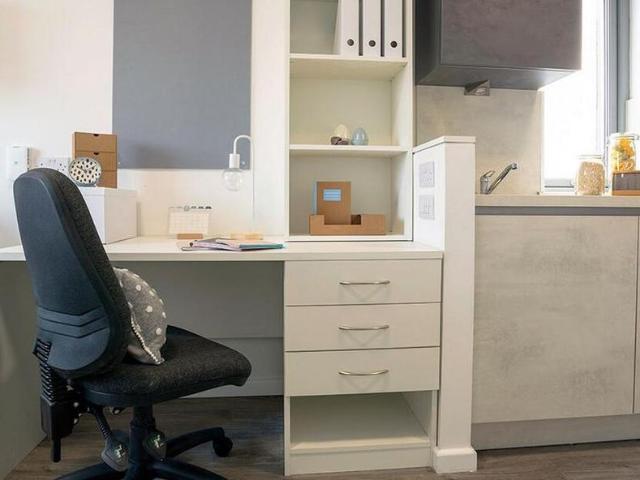 Studio to rent