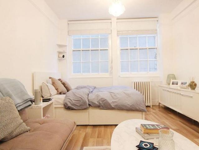 Studio to rent