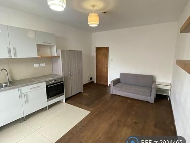 Studio to rent