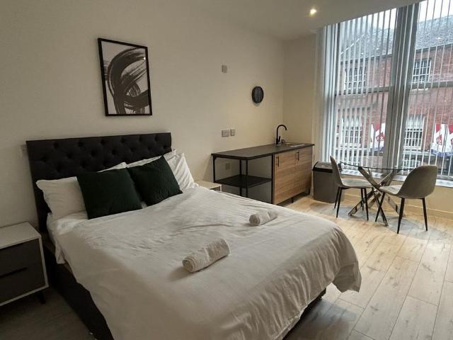 Studio to rent