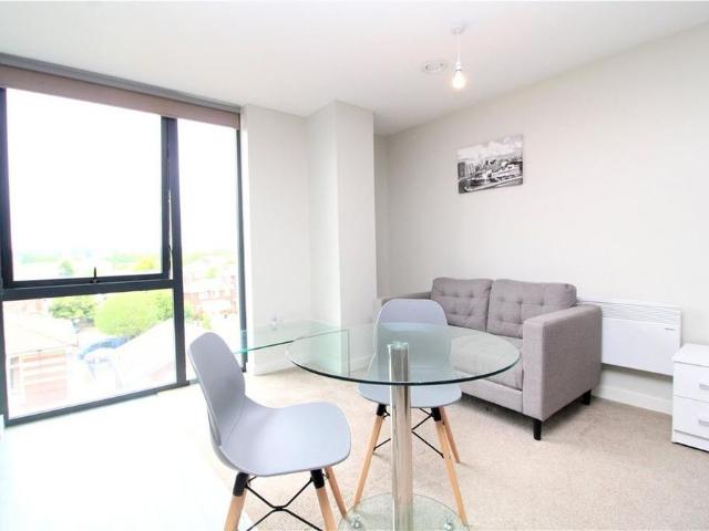 Studio to rent