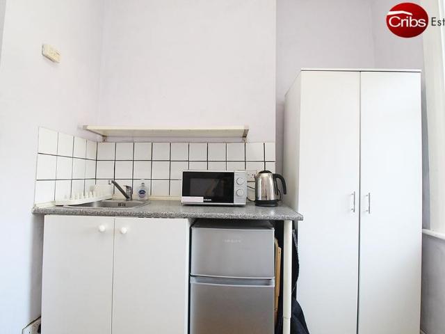 Studio to rent