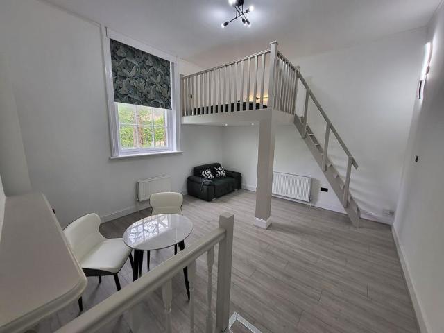 Studio to rent