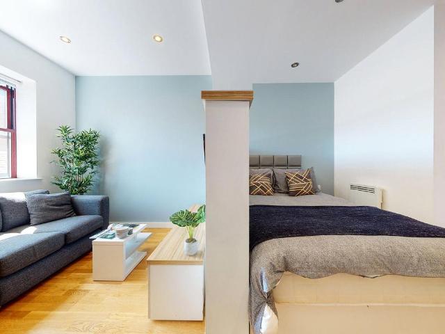 Studio to rent