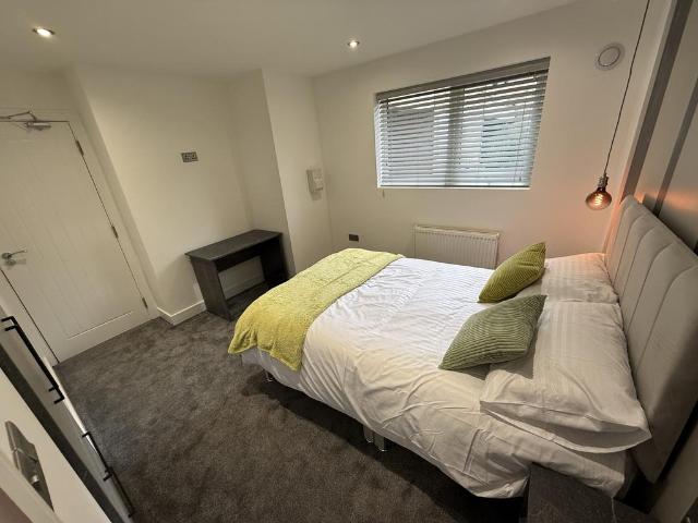 Studio to rent