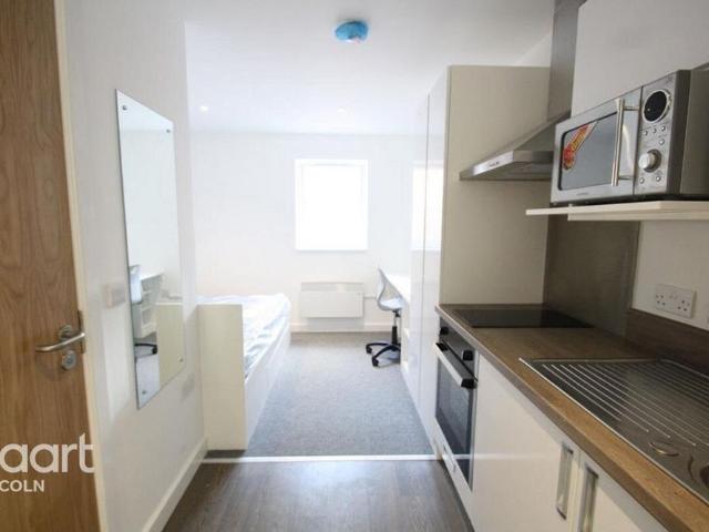 Studio to rent