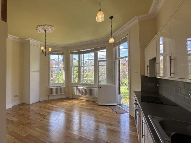 Studio to rent