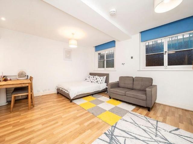 Studio to rent