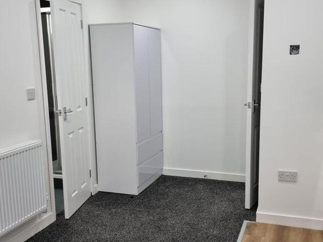 Studio to rent