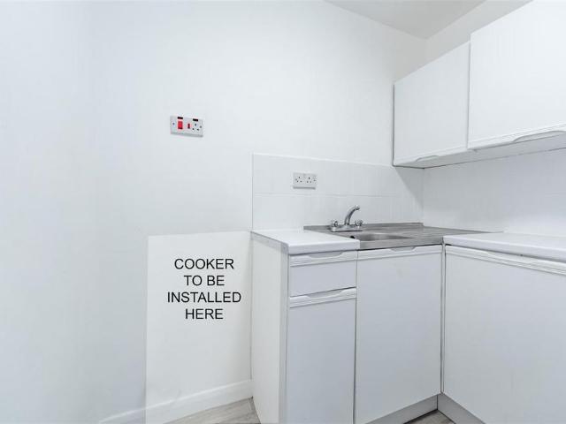 Studio to rent