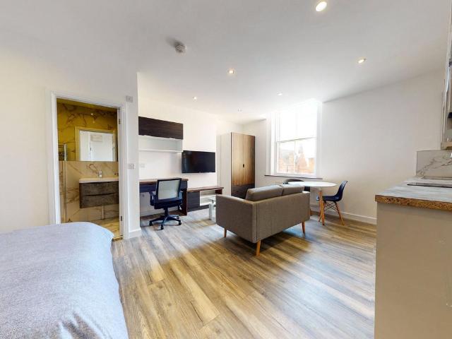 Studio to rent
