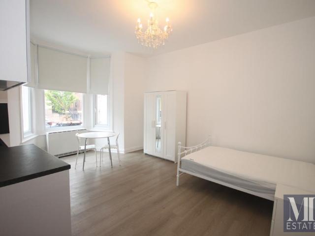 Studio to rent