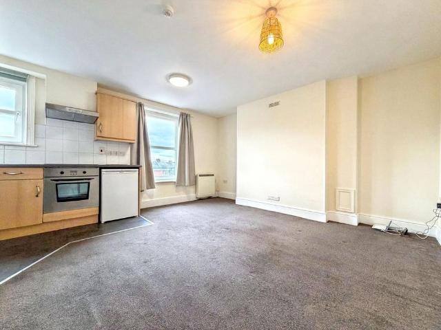Studio to rent