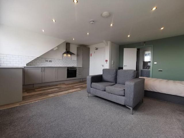 Studio to rent