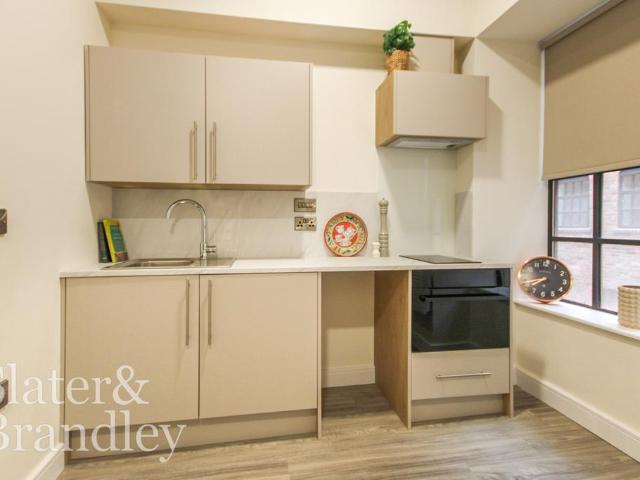 Studio to rent