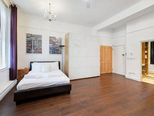 Studio to rent