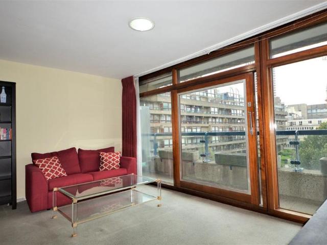 Studio to rent