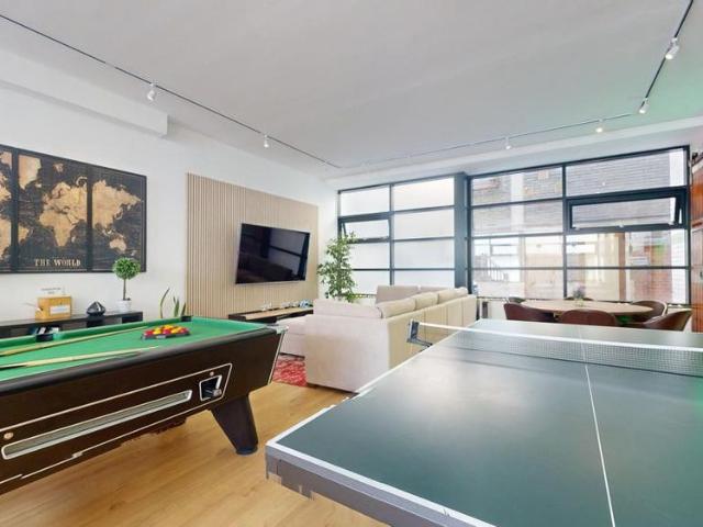 Studio to rent