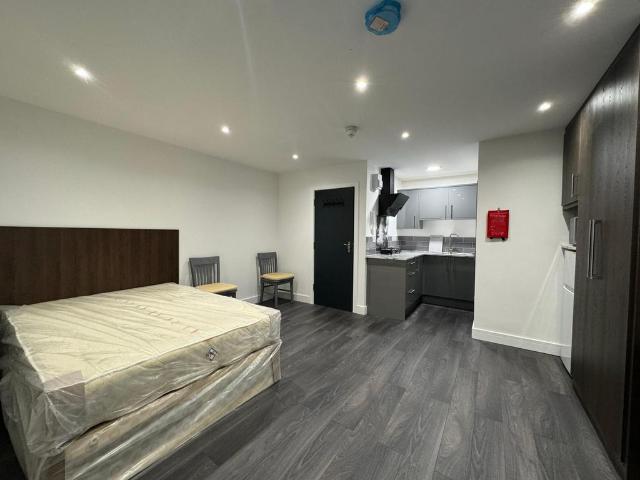 Studio to rent