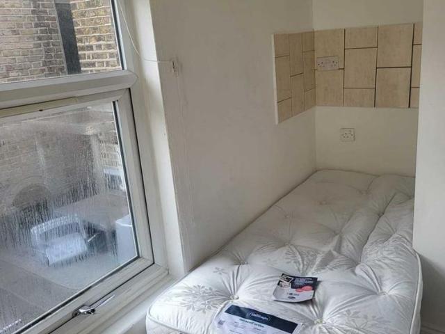 Studio to rent