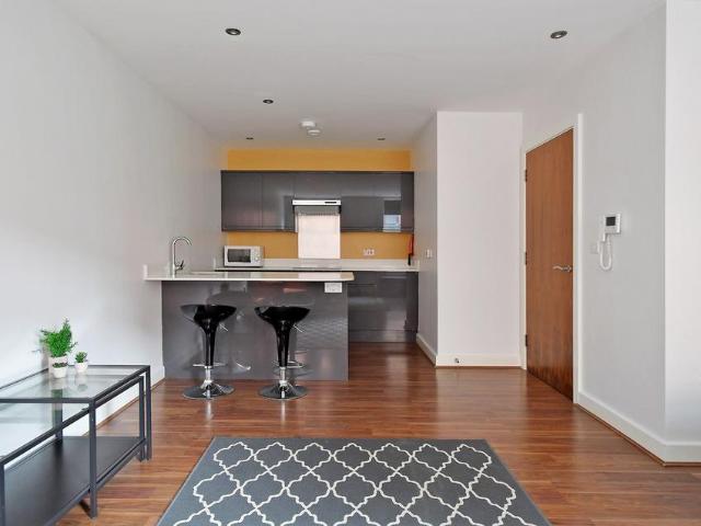 Studio to rent