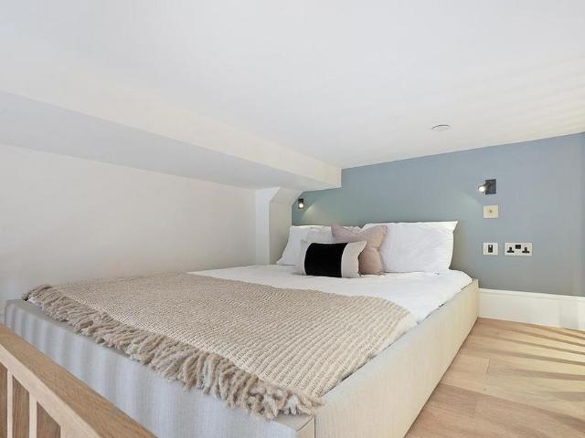 Studio to rent
