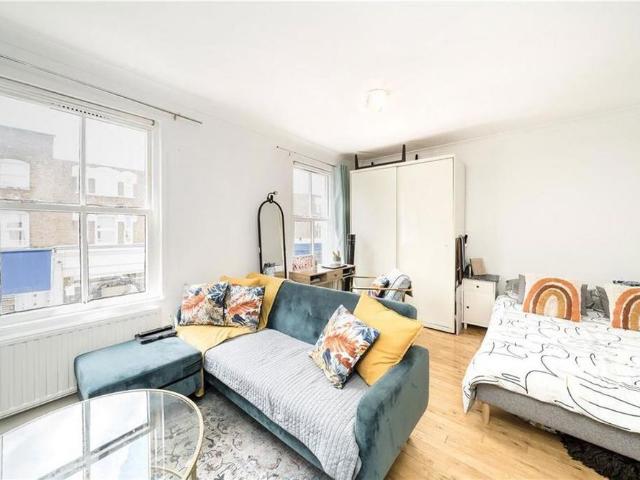 Studio to rent
