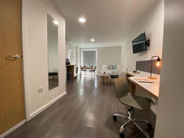Studio to rent
