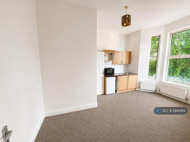 Studio to rent