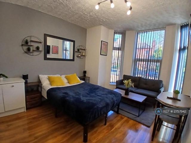 Studio to rent