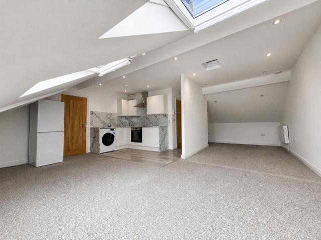 Studio to rent