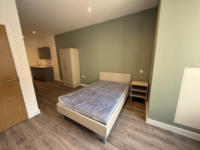 Studio to rent