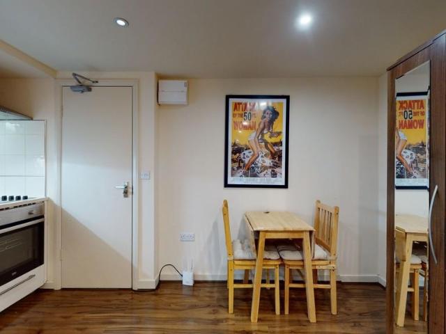 Studio to rent