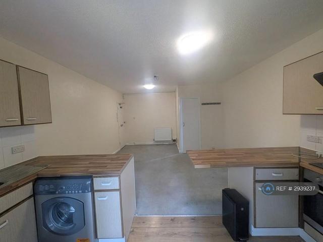 Studio to rent