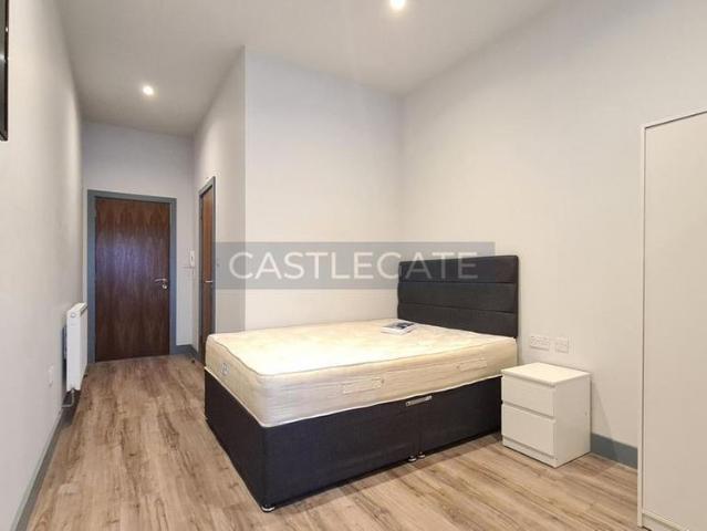 Studio to rent