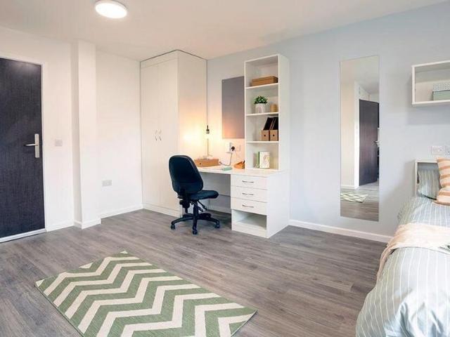 Studio to rent