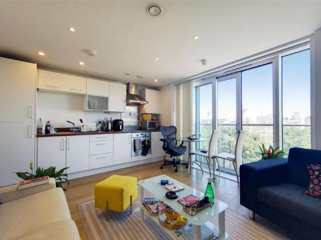 Studio to rent