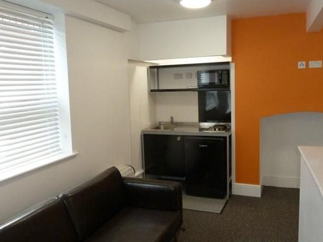 Studio to rent