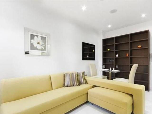 Studio to rent