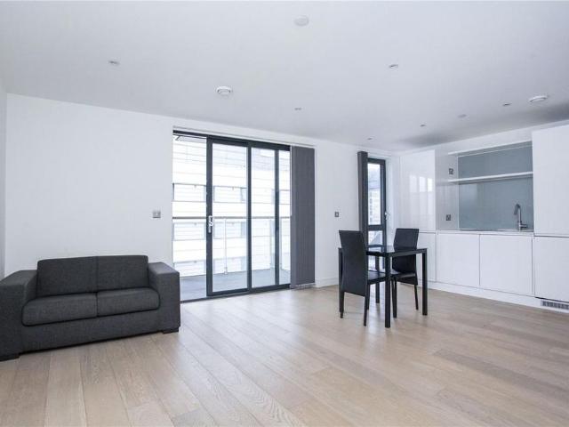 Studio to rent