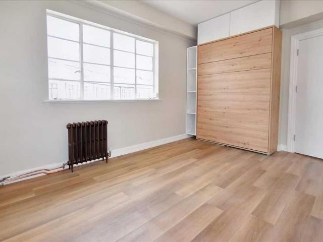 Studio to rent