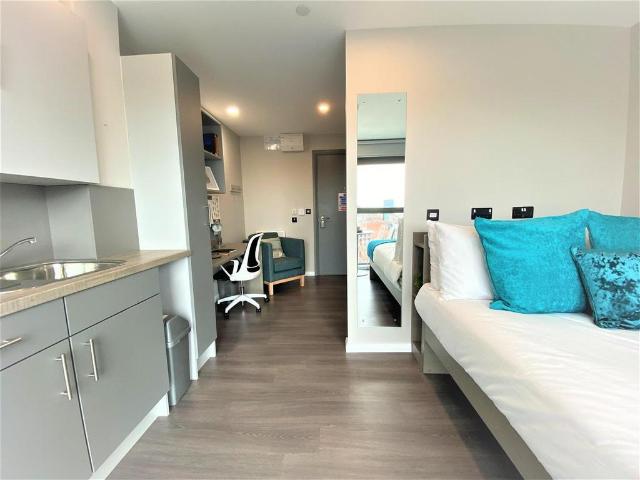 Studio to rent