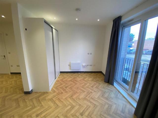 Studio to rent