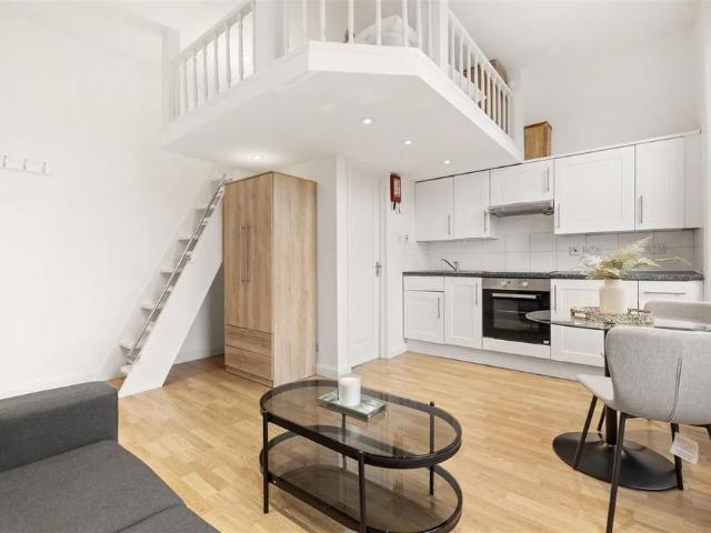 Studio to rent