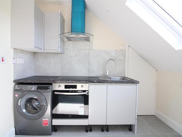 Studio to rent