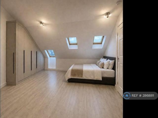 Studio to rent