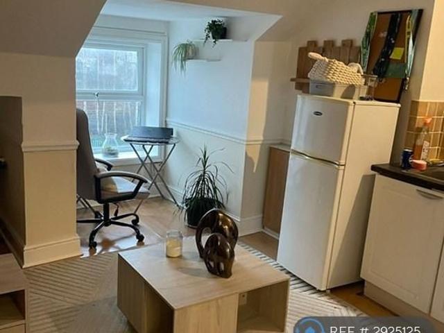 Studio to rent