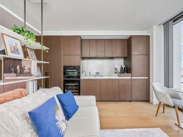 Studio to rent